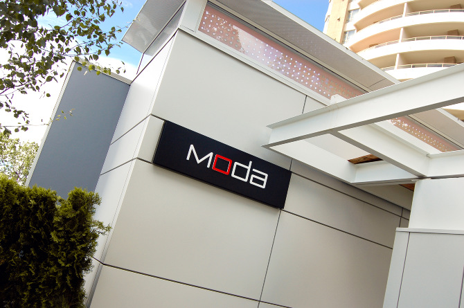 Moda - COLIN CAMPBELL DESIGN