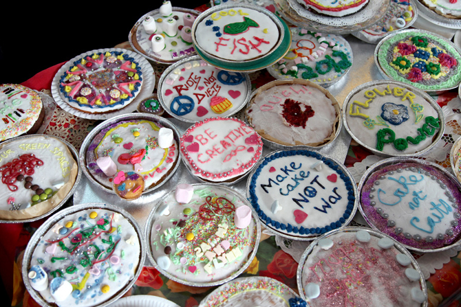 Friendship Cakes & Protest Bakes - Beccy McCray | Make. Do.