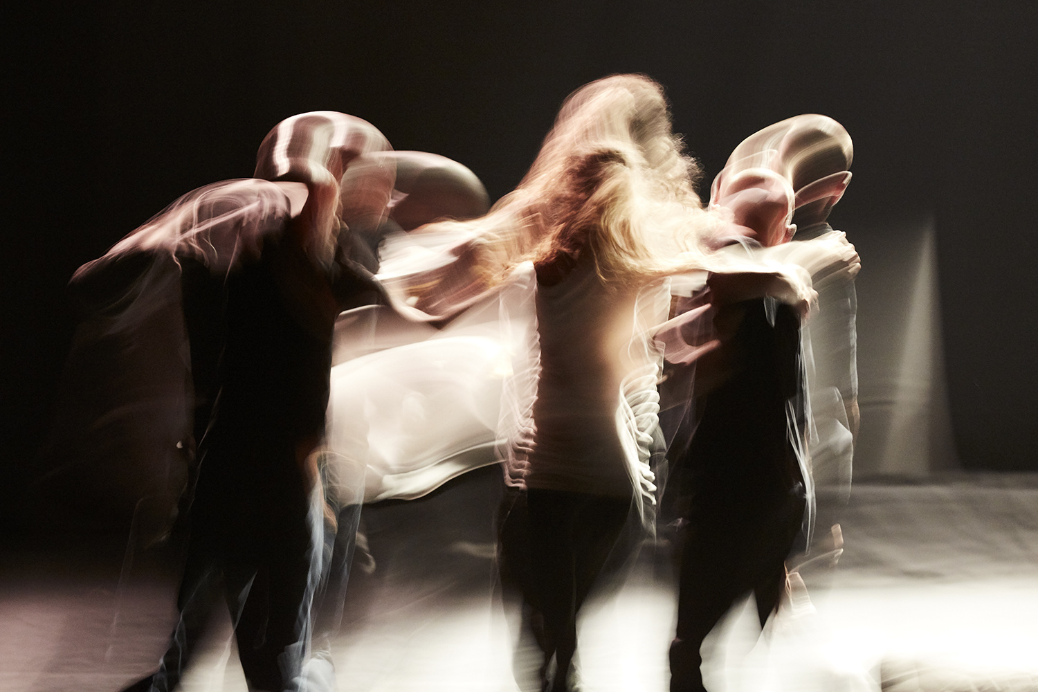 DANCER IN THE DARK # PERSONAL WORK - Marc Lecureuil Photography