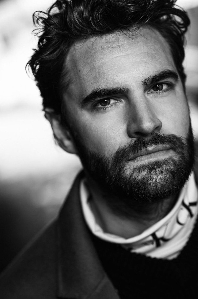 Tom Bateman - Jon - LeeMalone