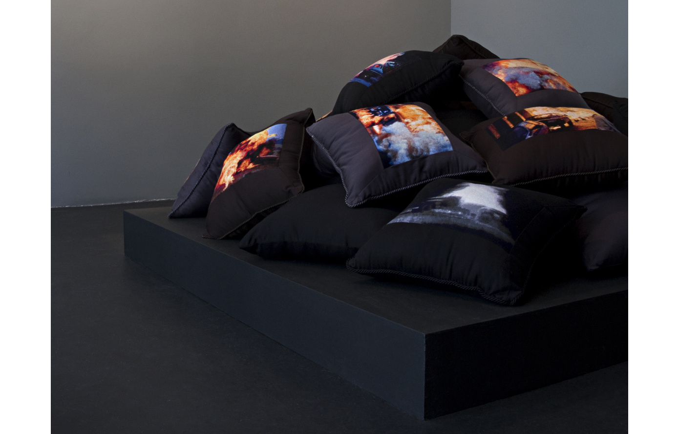 explosion pillows - AMELIA BAUER