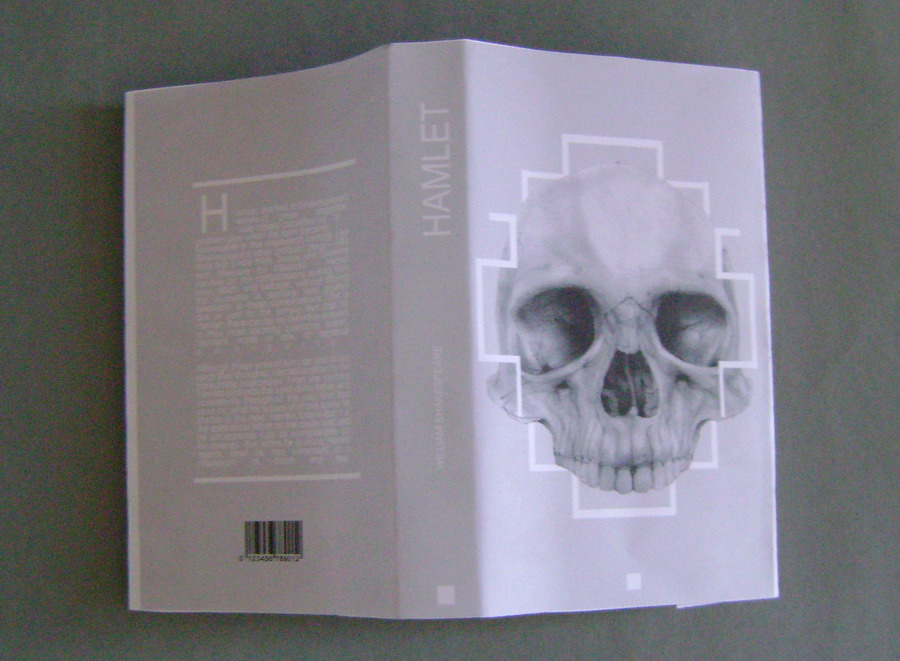 Hamlet Book Cover - Andrei Nicolescu