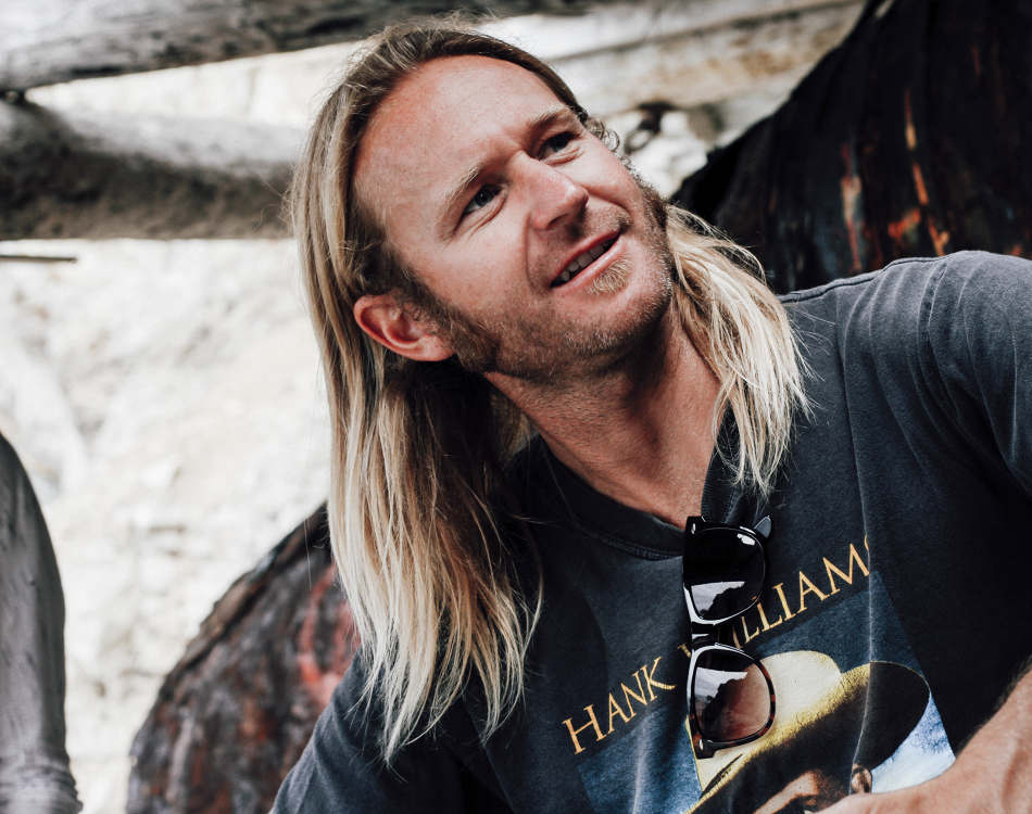 Artist Profile: Eric Soderquist - London Red