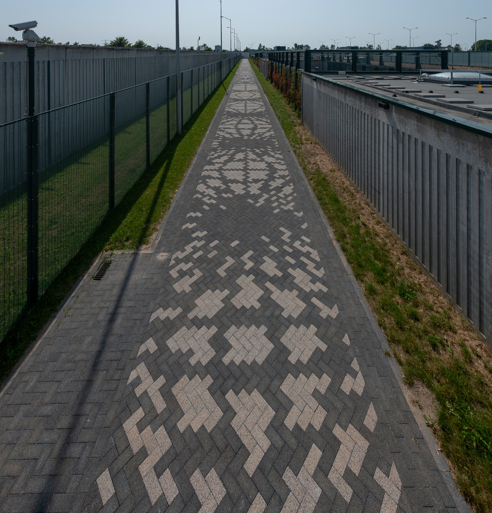 Pavement design for Pieter Baan Centrum - www.hansje.net
