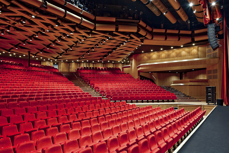 Théâtre du Léman - whitebalance.ch
