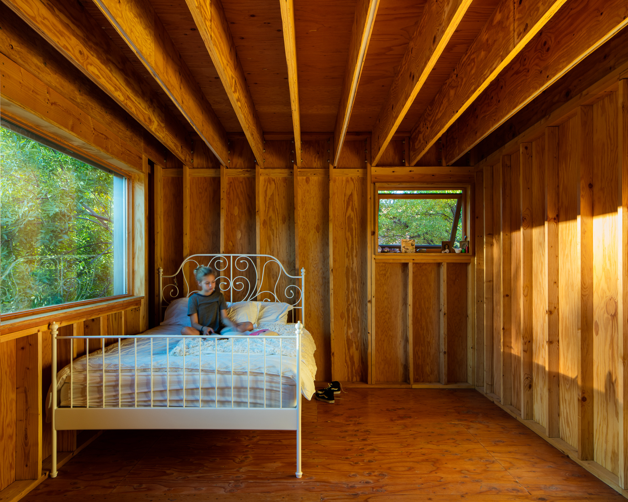 INSIDE OUT HOME - tres birds