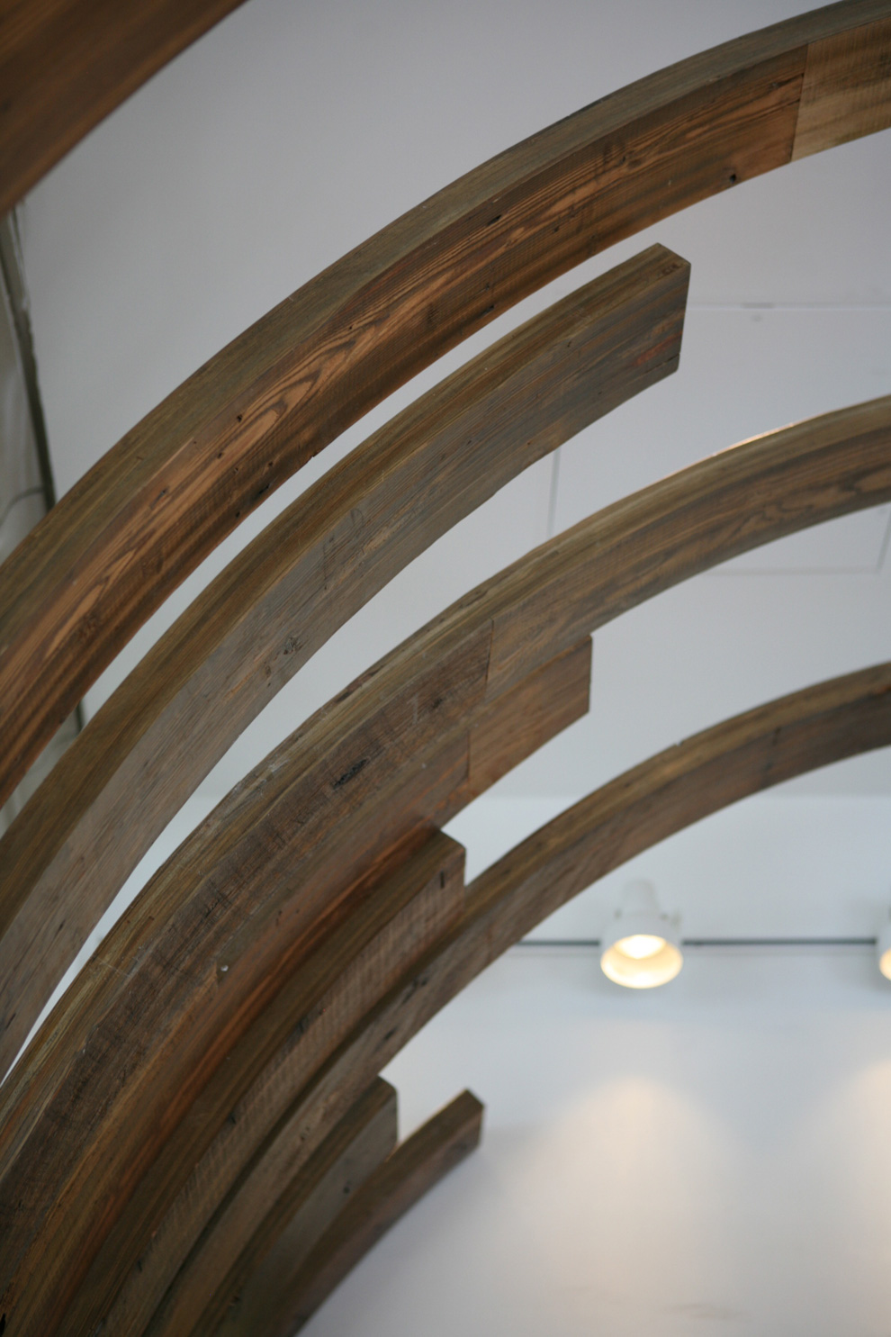 BURTON: VAIL FLAGSHIP RETAIL STORE - tres birds