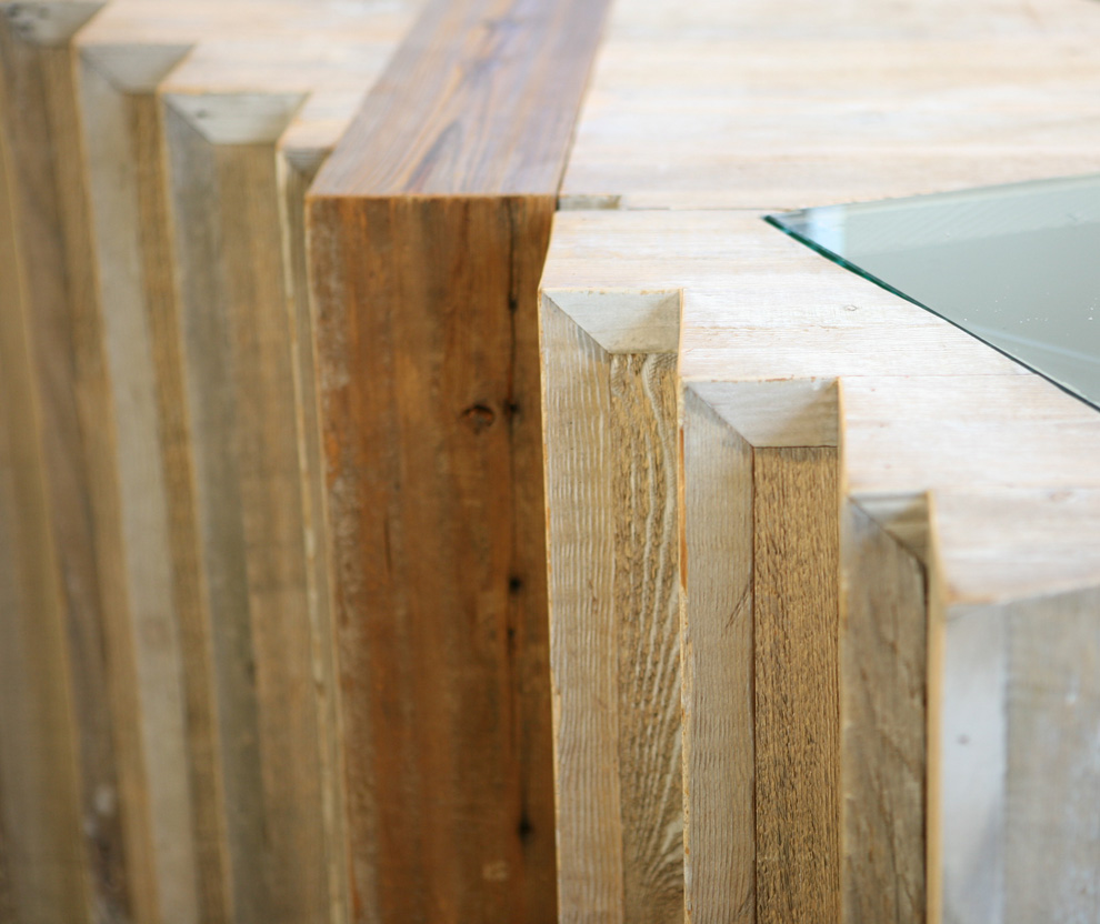 BURTON: VAIL FLAGSHIP RETAIL STORE - tres birds