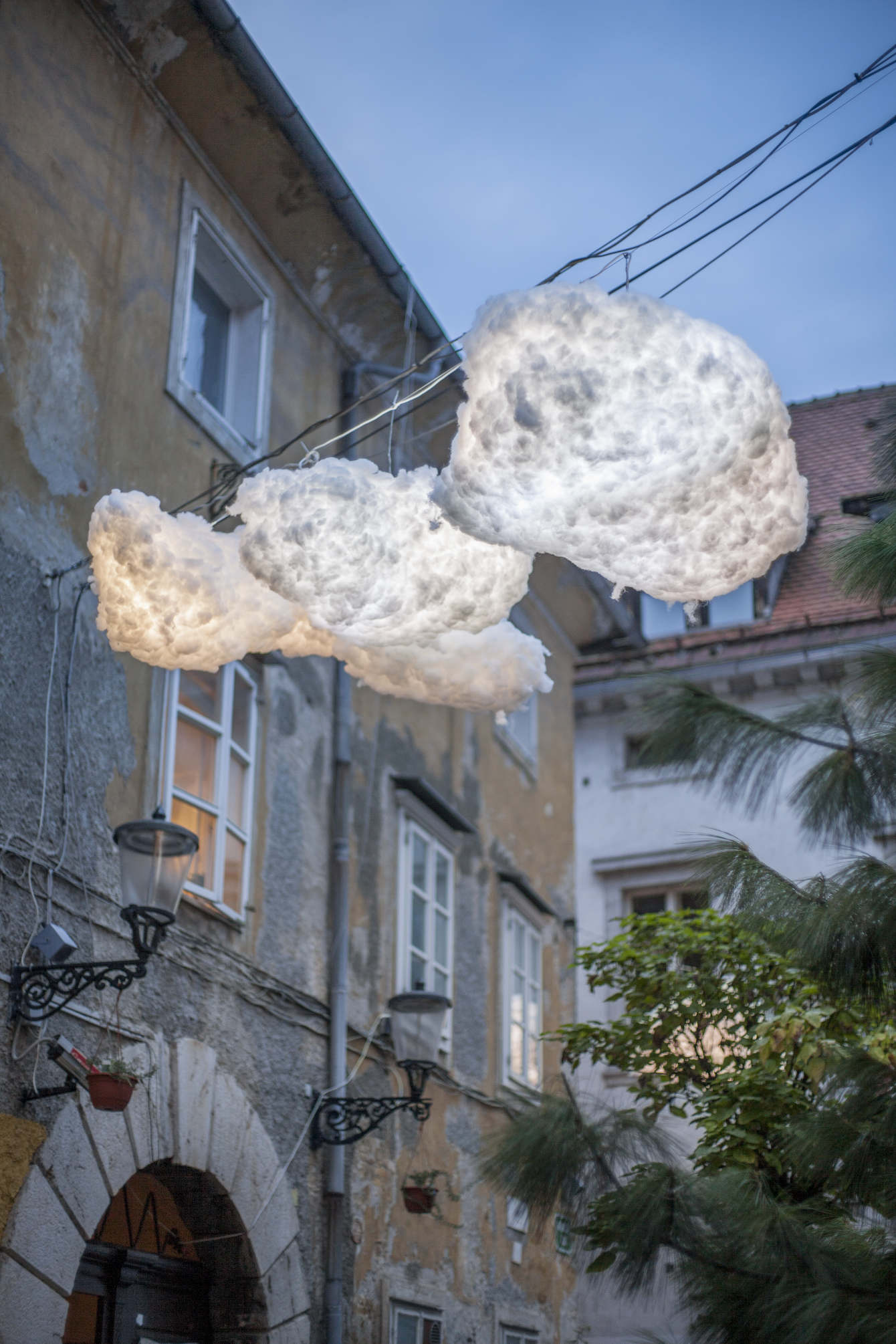 Cloud Light @Lighting Guerrilla - Tilen Sepič
