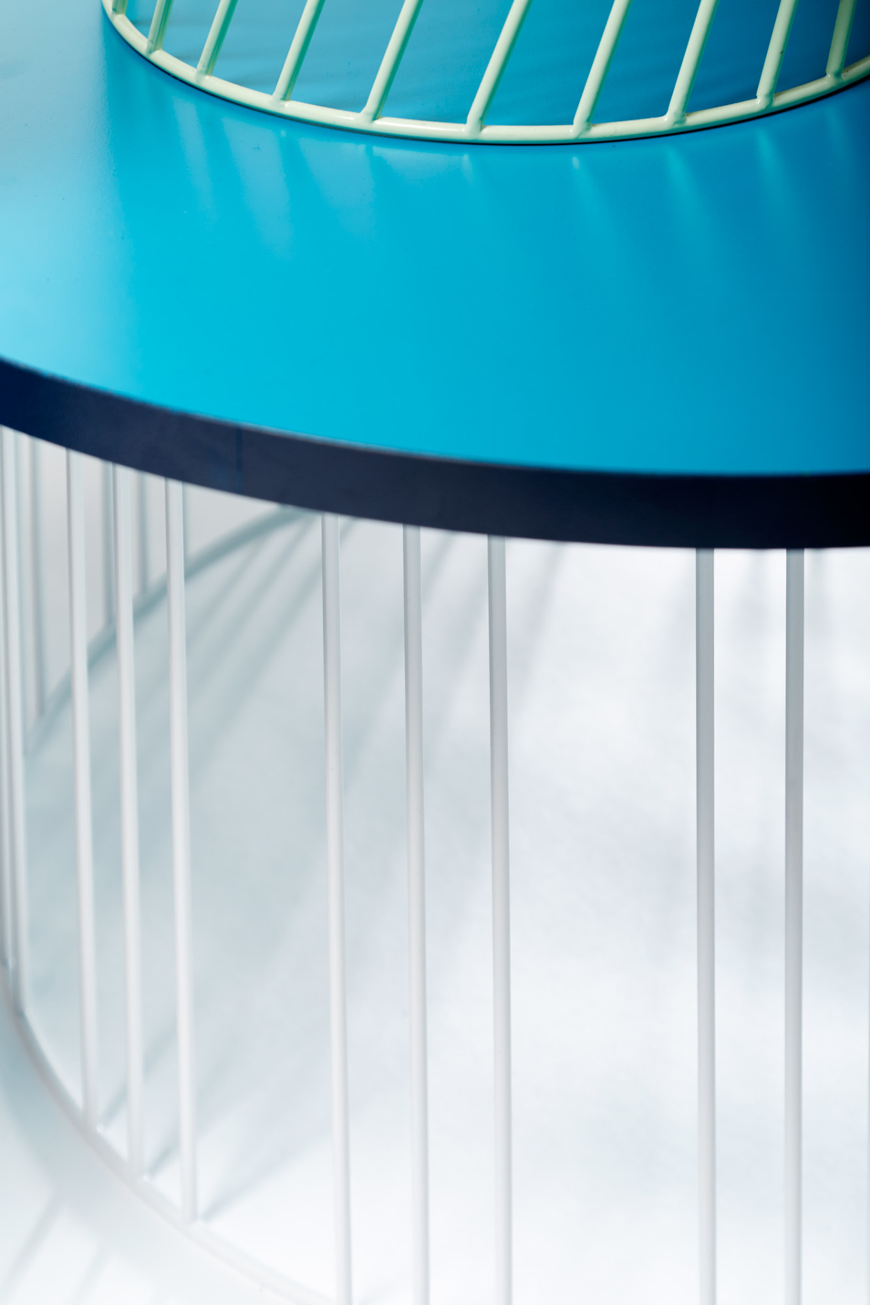 CIRCUS coffee table blue - colonel