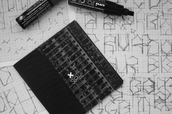 Pixo Type - sequenciadeimagens.tumblr.com