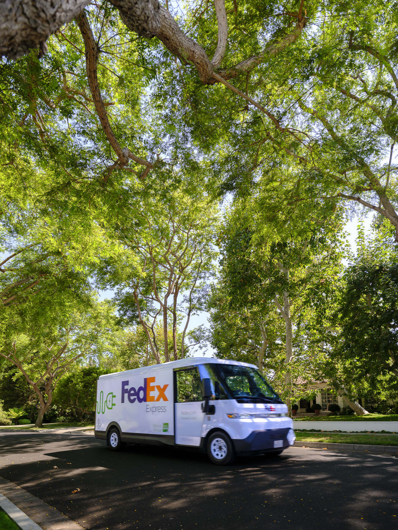 FedEx BrightDrop Truck photography - Sam Holder Creative Portfolio