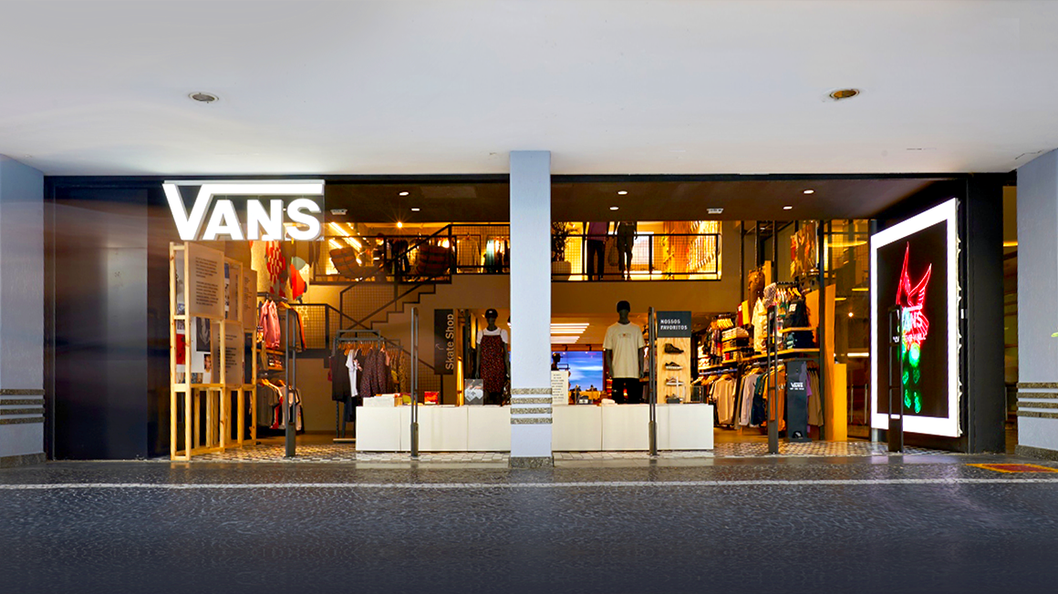 VANS BRAND SHOWCASE BRASIL - • Art Director