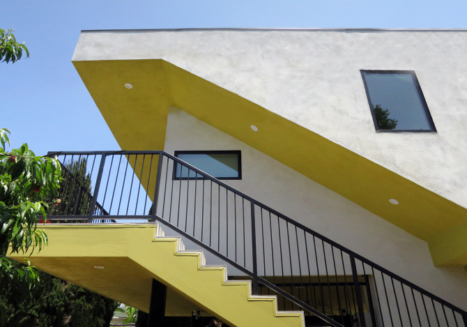 Gamboge House - (( RADAR ))