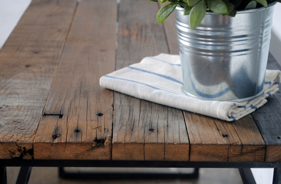 Shipping Side Table - SAW