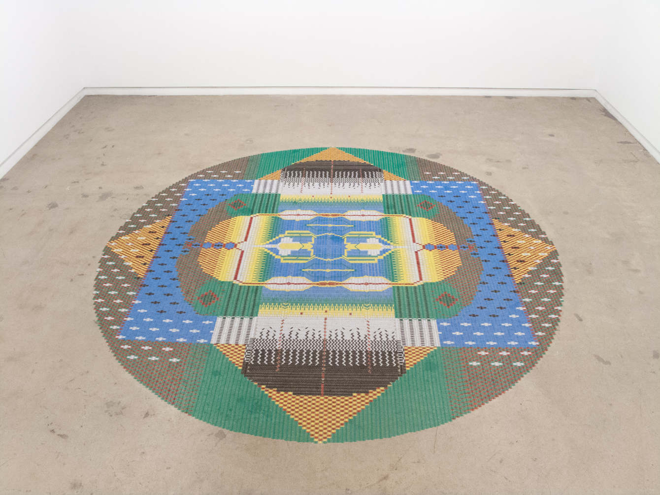 Paperclip Carpet 2 - WE MAKE CARPETS