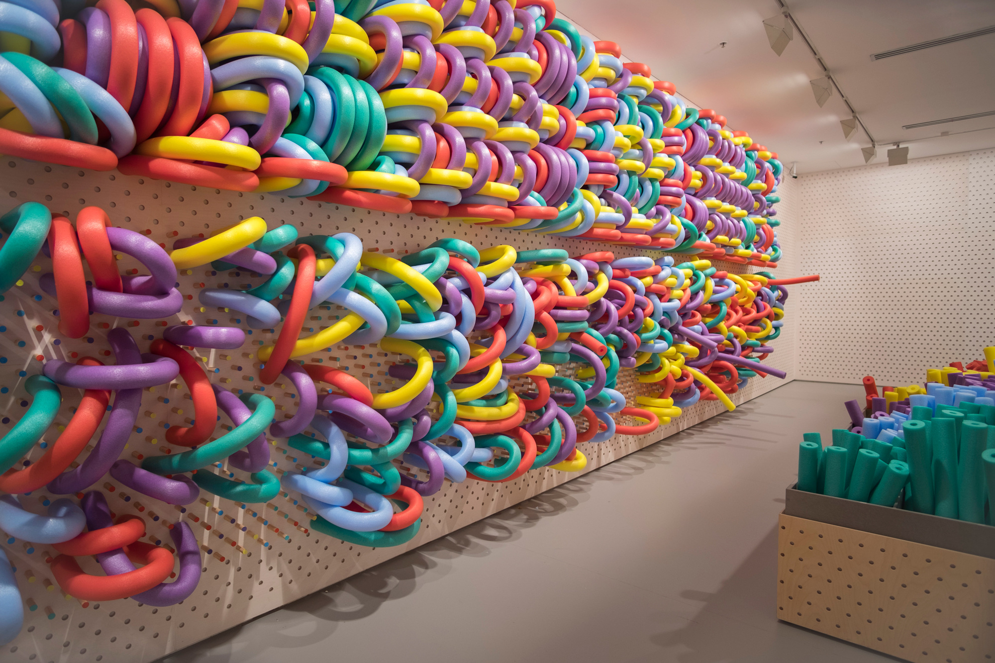 Tube Carpet - WE MAKE CARPETS