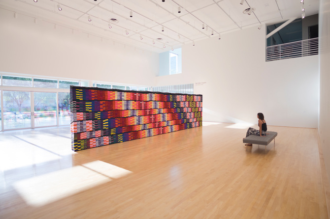 Crêpe Paper Carpet - WE MAKE CARPETS