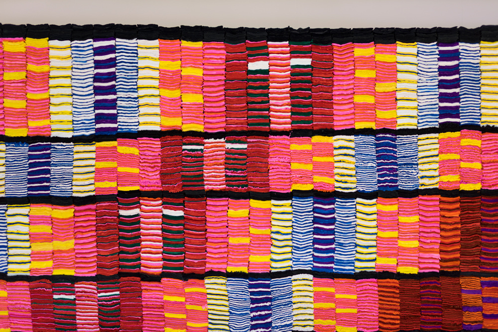 Crêpe Paper Carpet - WE MAKE CARPETS