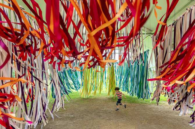 Ribbon Pavilion - WE MAKE CARPETS