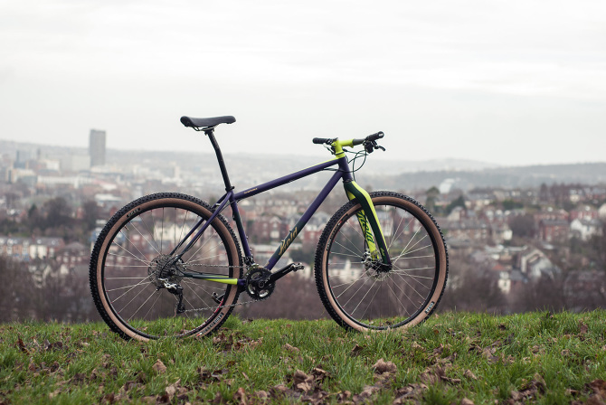 Field Cycles 29er. - cromaworks.com