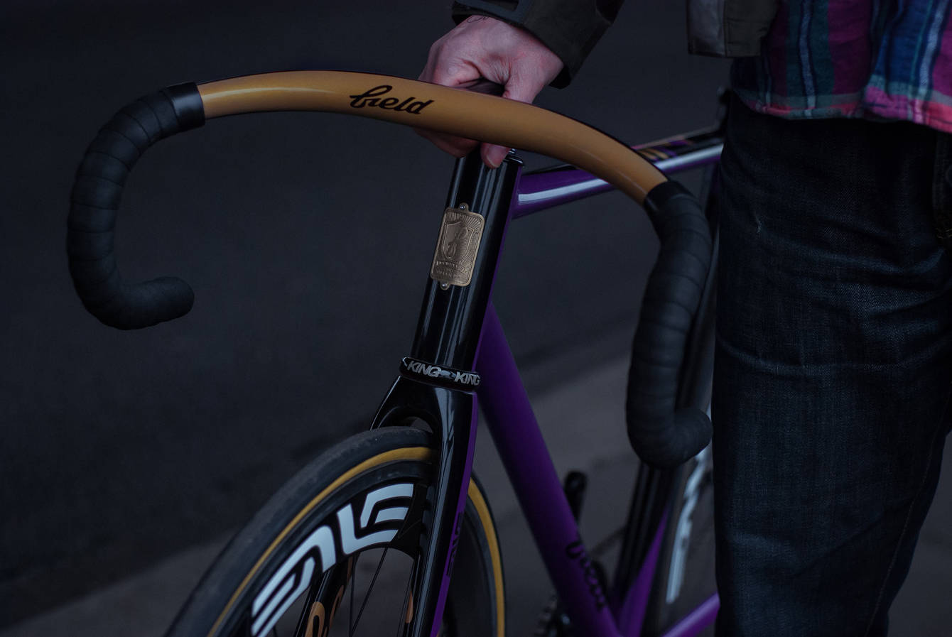 Field Cycles Enve Track. - cromaworks.com