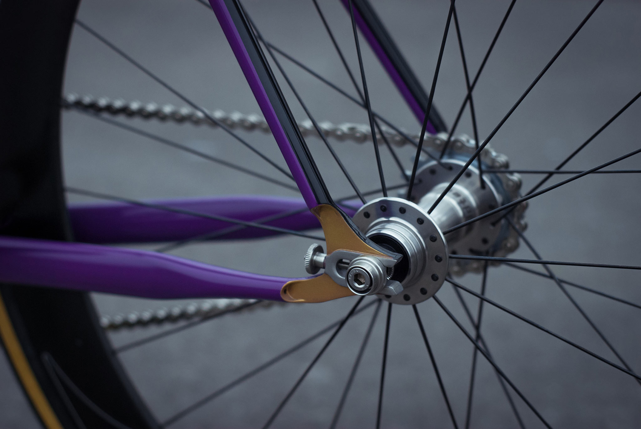 Field Cycles Enve Track. - cromaworks.com