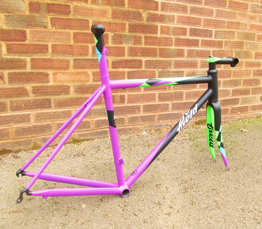 Field Cycles frame with intergrated seat post. - cromaworks.com