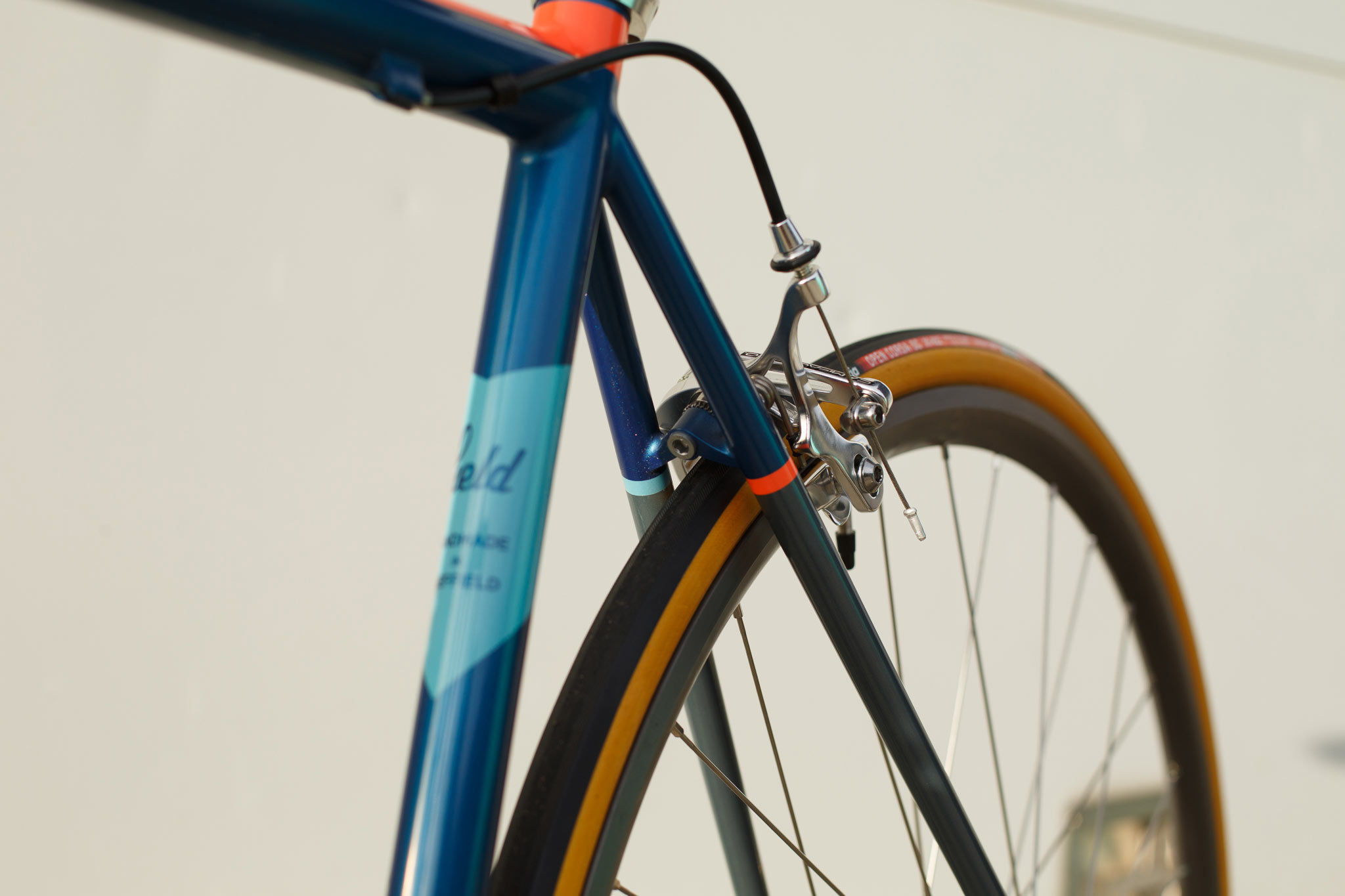 Field Cycles road frame. - cromaworks.com