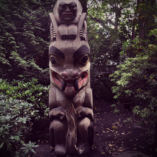 inuit Totem - kertesz