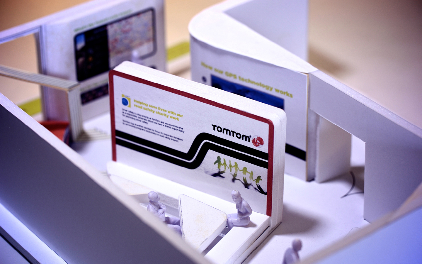 TomTom : Reception Design - Laura Kettle