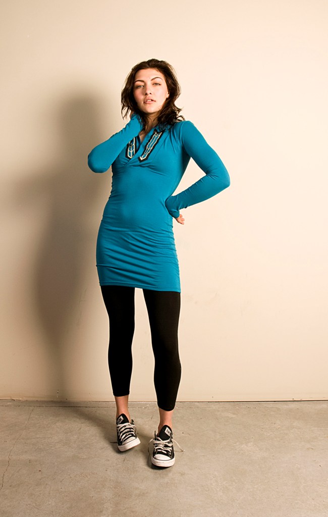 americana 2009 photos: eric cairns. model: willow riley - Hawks.Ave