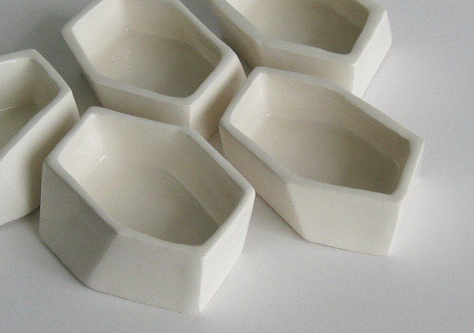 Ceramic Serving Dishes - sarit shtief