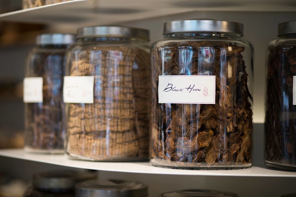 initial [Leung Cha House] - MoChan