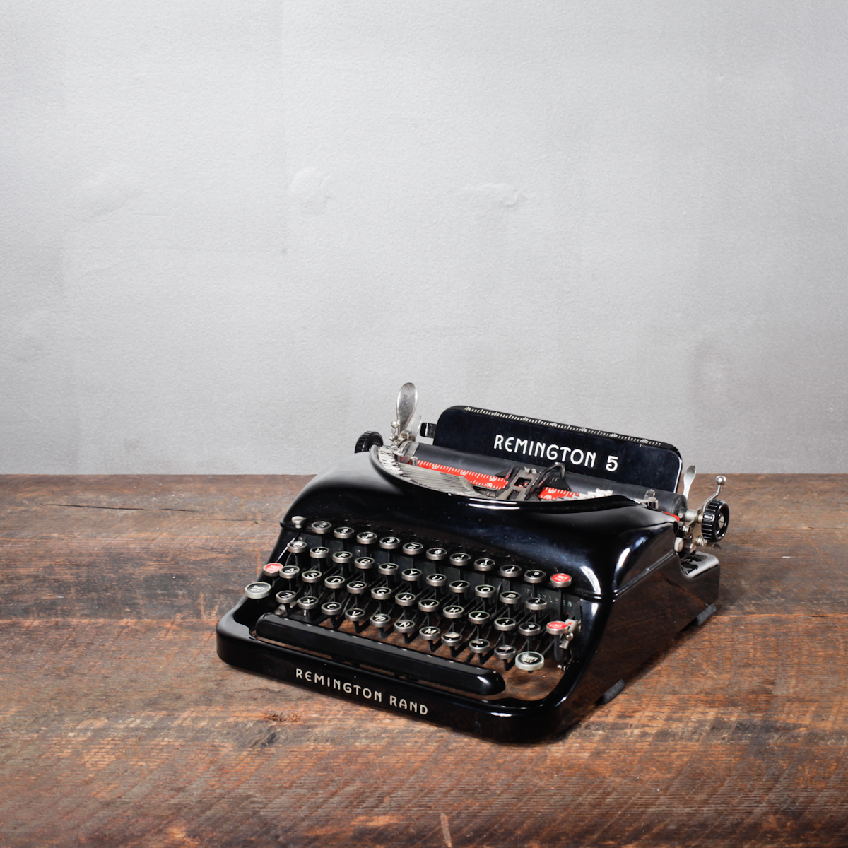 Remington #5 Streamline Typewriter - Aesthetic Correlation