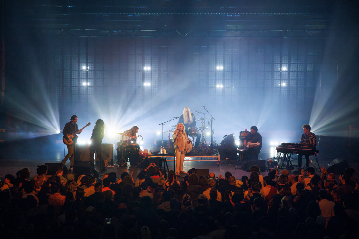 DAY TRIPPER - House of Vnholy