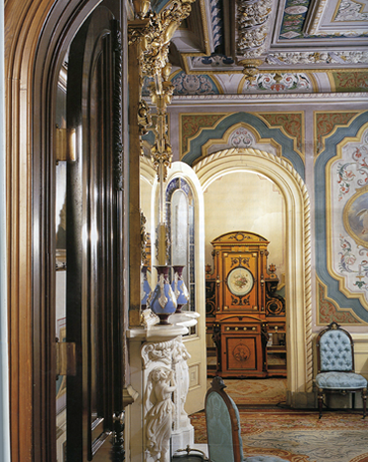 Neo Greco - Antique Room