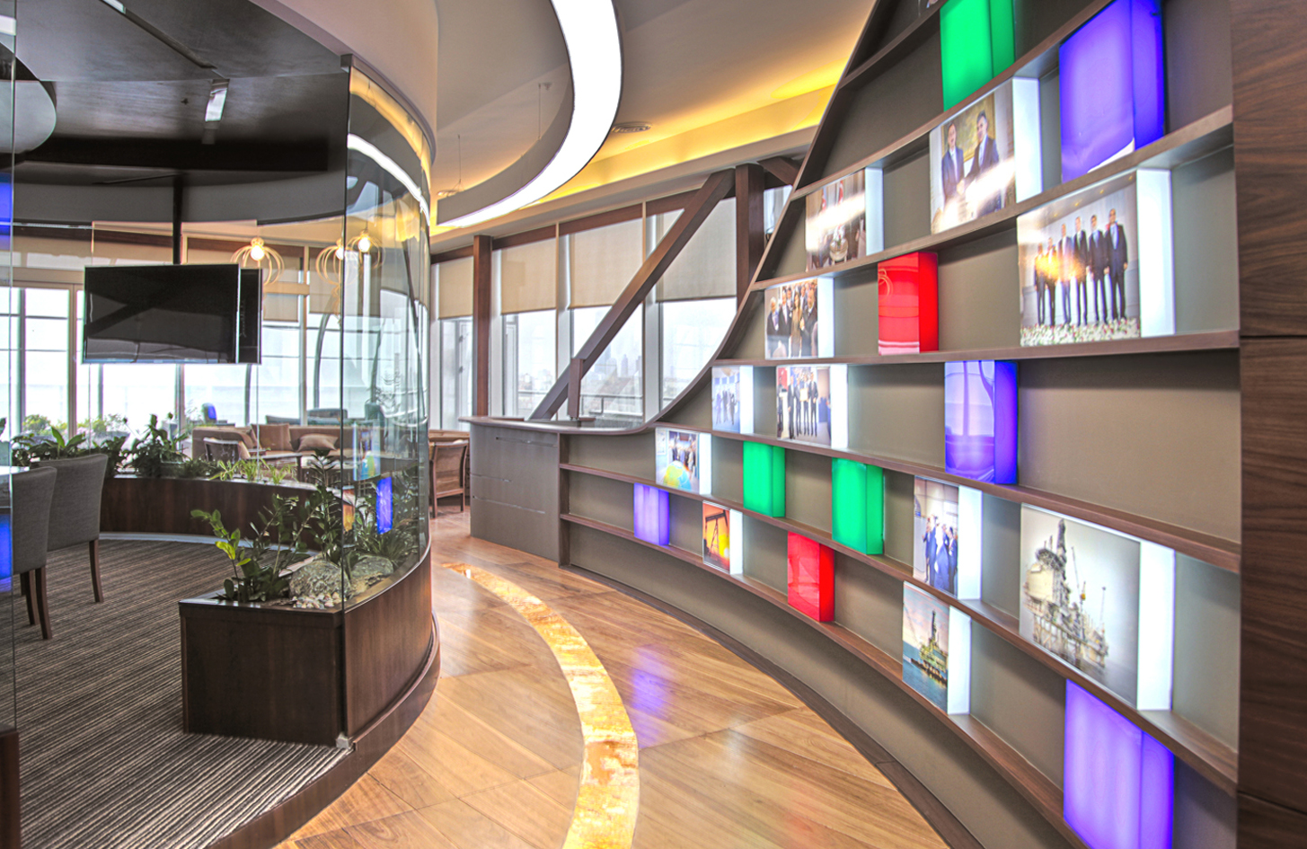 SOCAR State Oil Company of Azerbaijan Headquarters - mugesene