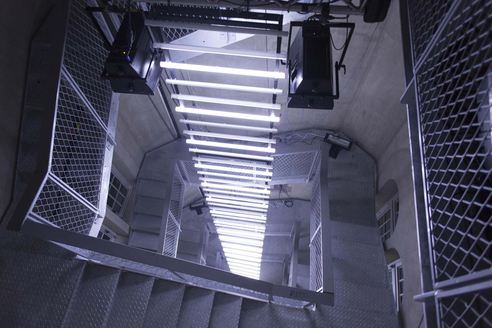 _MONOLITH - NONOTAK studio