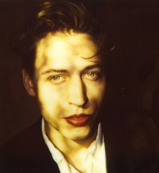 PHOTOGRAPHY - Frank Hudec