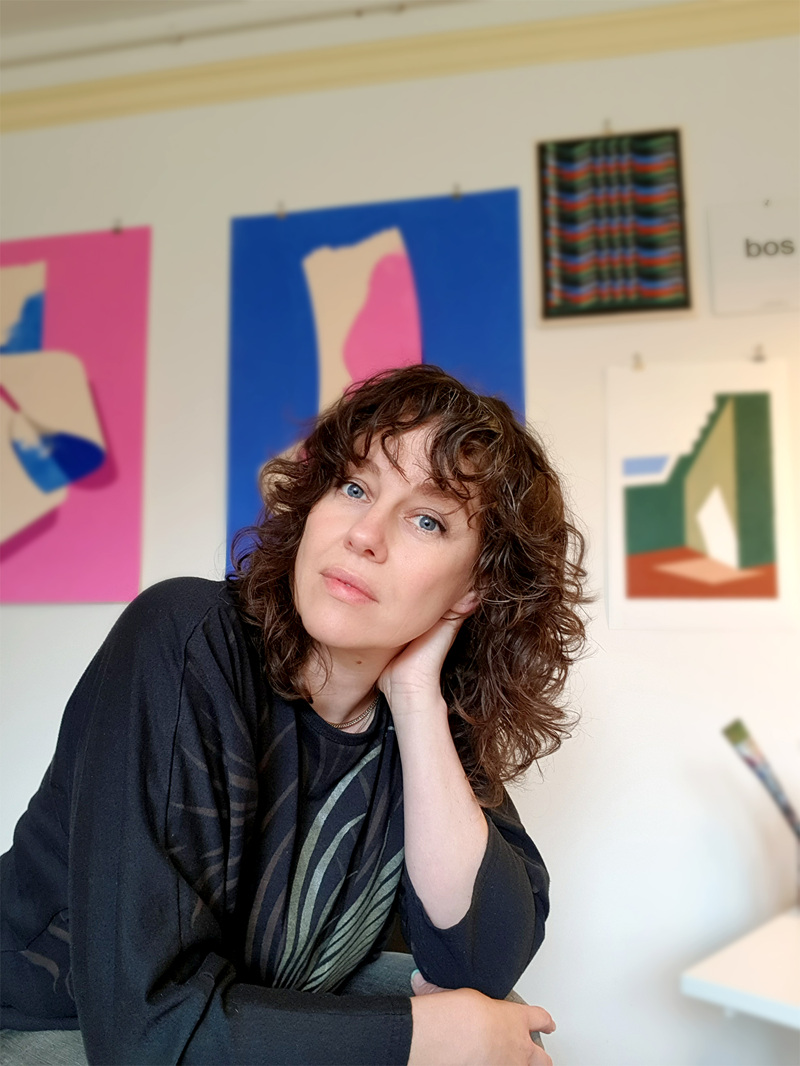 ABOUT - Leonie Bos
