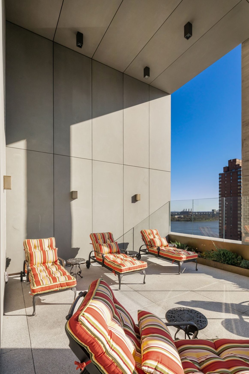 INSPĪR SENIOR LIVING - Architecture.Design.Research