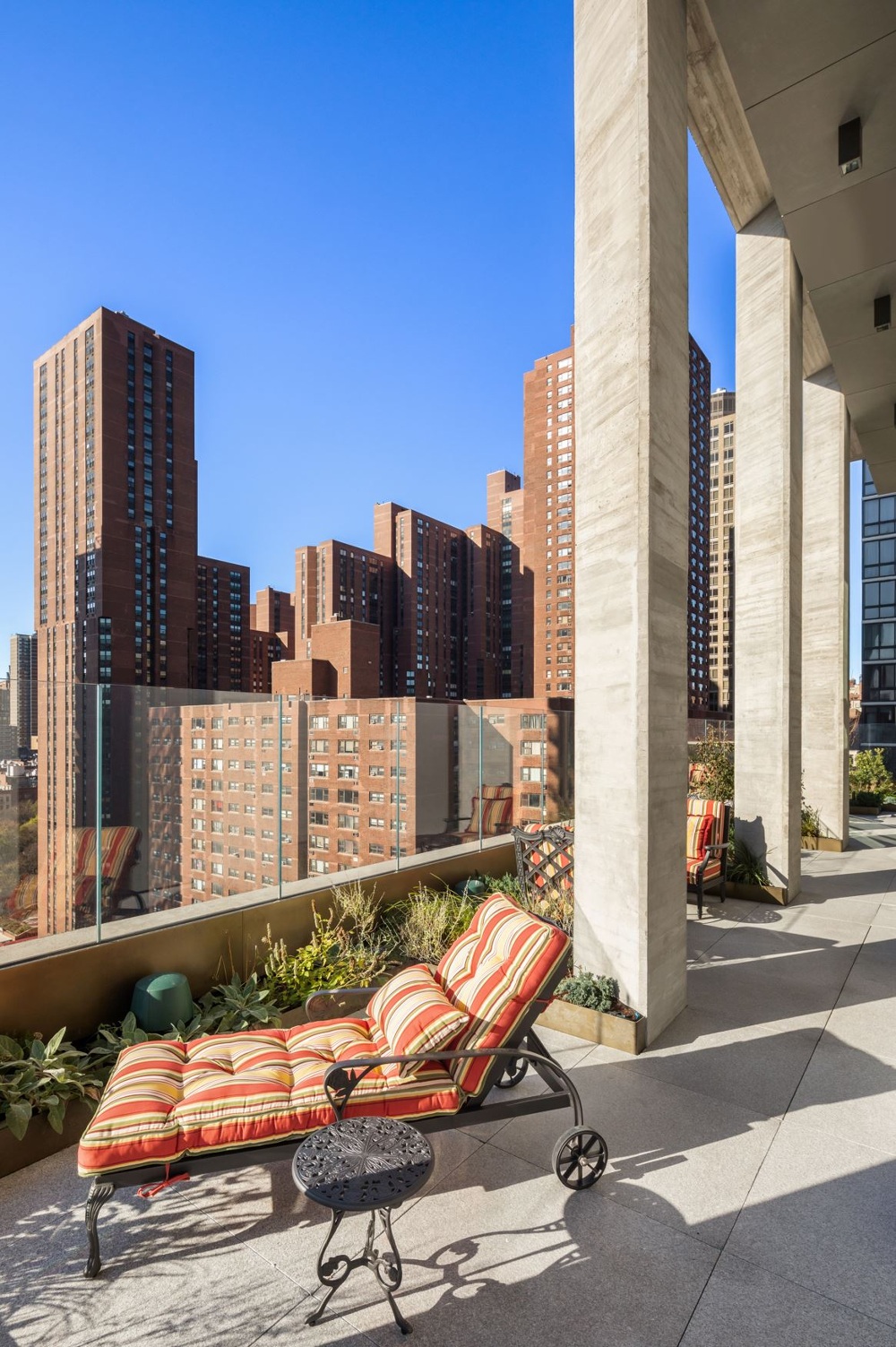 INSPĪR SENIOR LIVING - Architecture.Design.Research