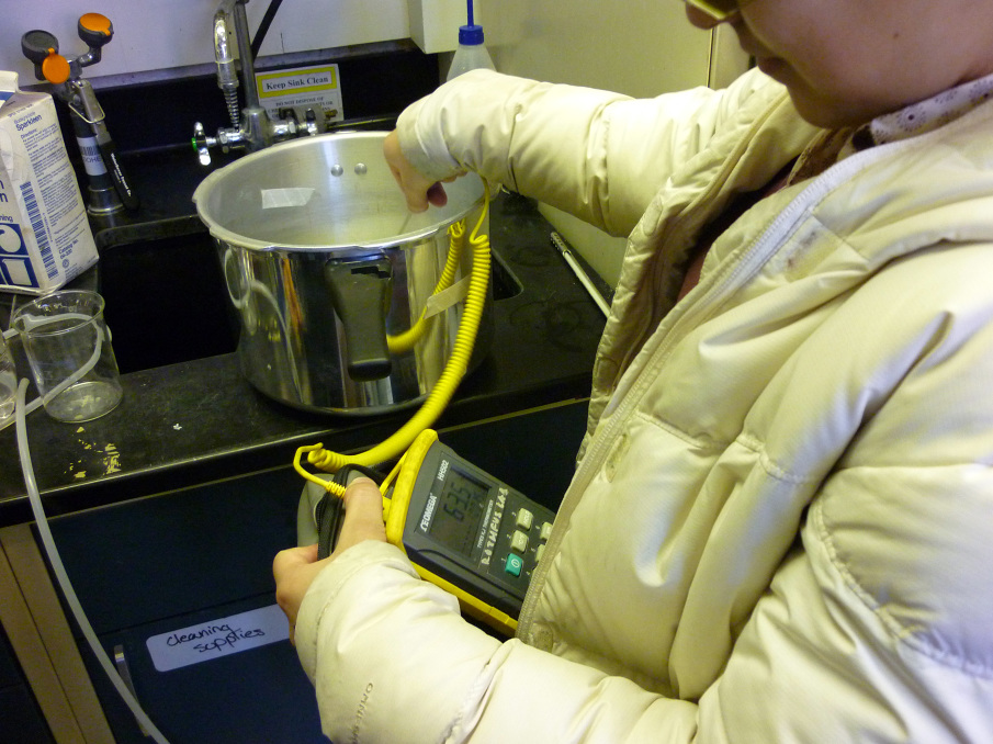 Helios Solar Powered Autoclave - Gihoon Song