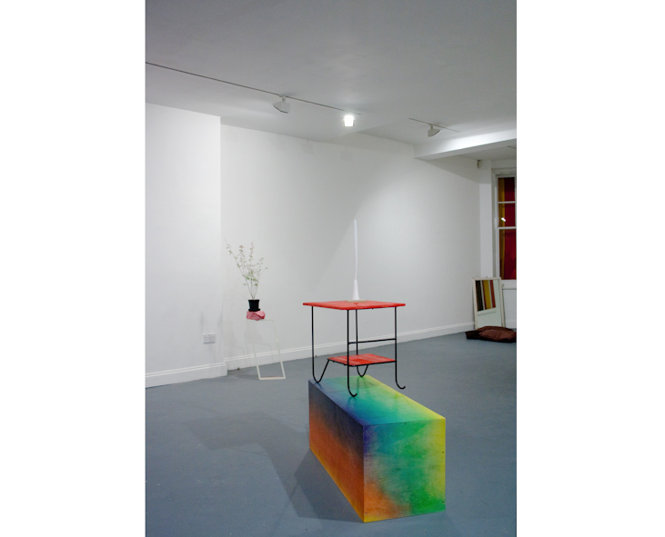 Angus-Hughes - Flore Nové-Josserand