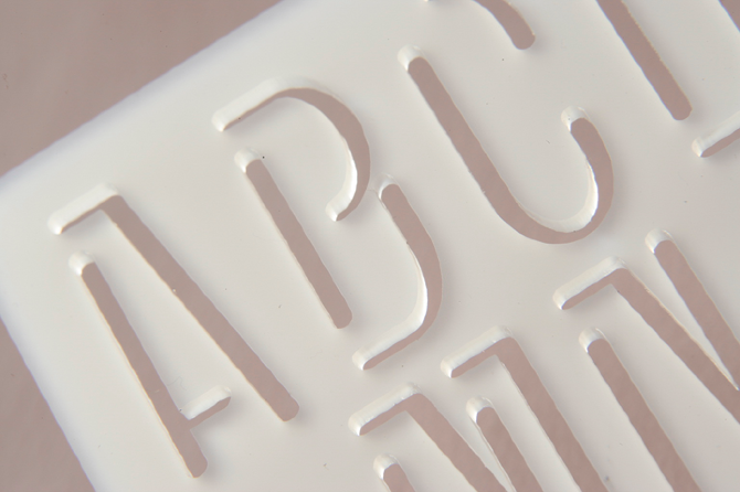 Stencil Typeface - Cecilia Redondo-Zaratiegui