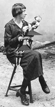 Hannah Hoch - witness the whatness