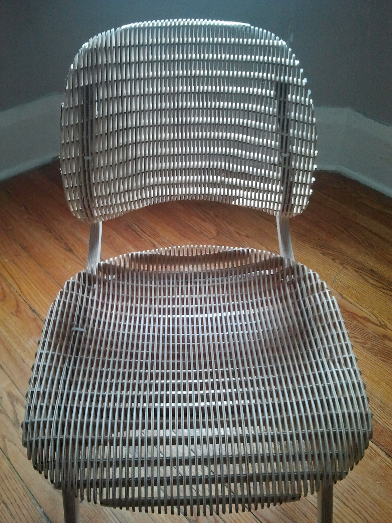 WAFFLE CHAIR - Daniel Voshart - Design / Cinematography
