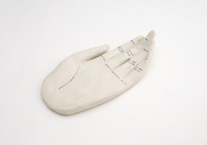 CERAMIC HANDS - Kaye Blegvad