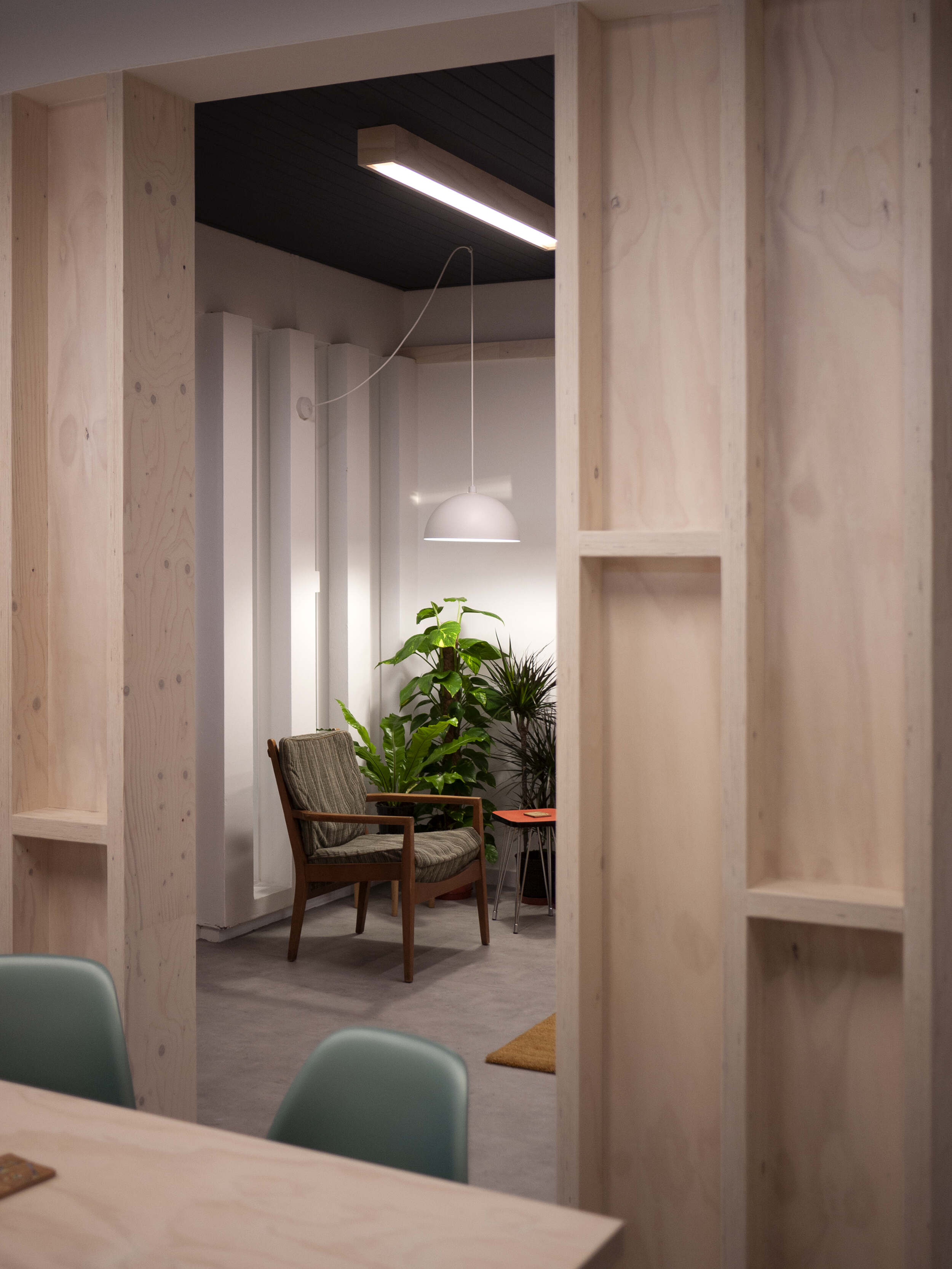 FORTYTWO STUDIO - polka